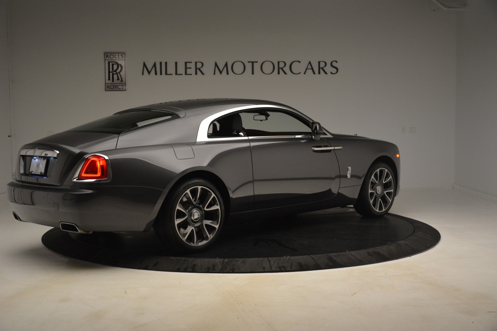 Pre-Owned 2018 Rolls-Royce Wraith For Sale (Special Pricing) | Bugatti ...