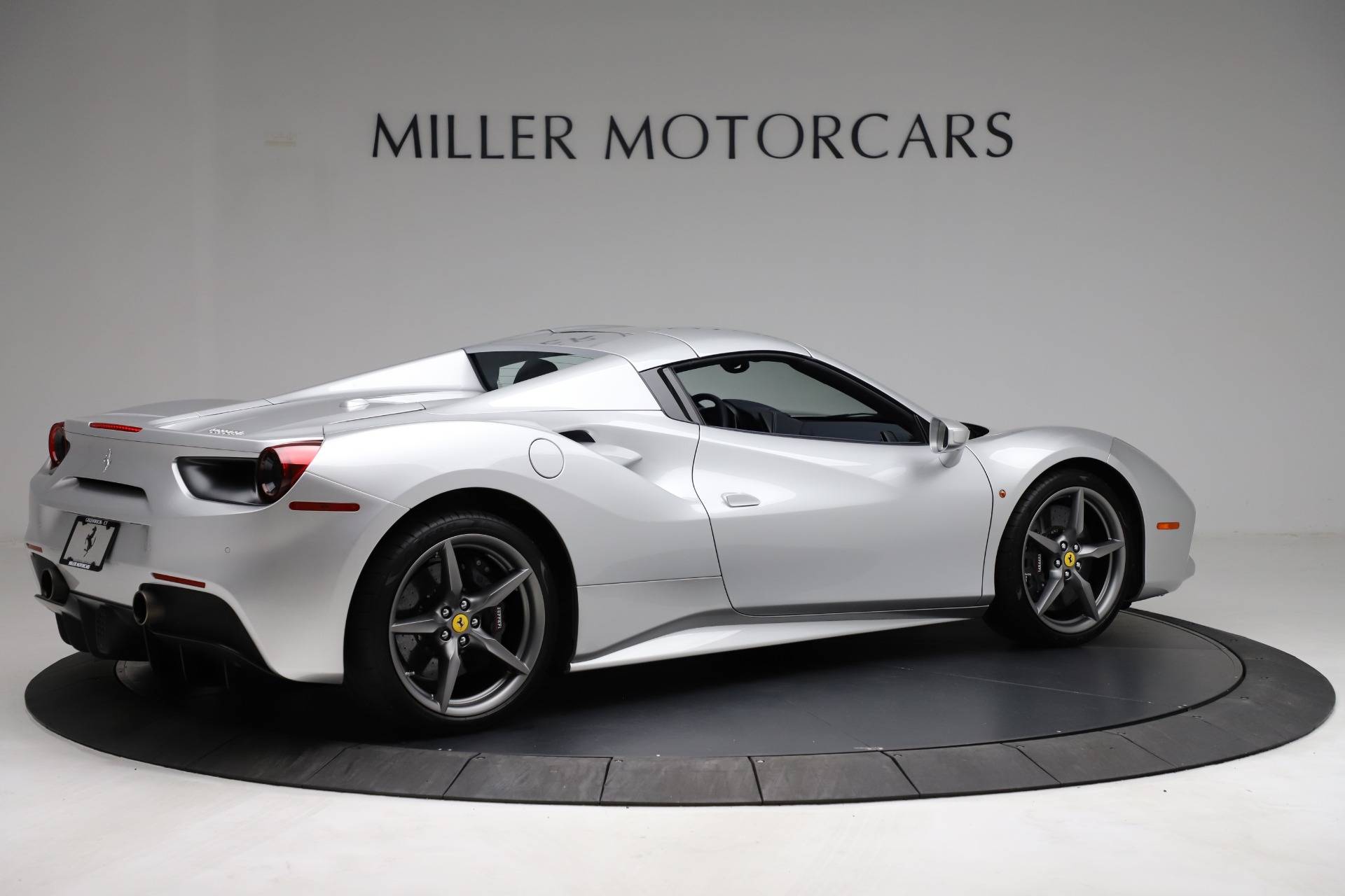 Pre-Owned 2017 Ferrari 488 Spider For Sale (Special Pricing) | Bugatti ...