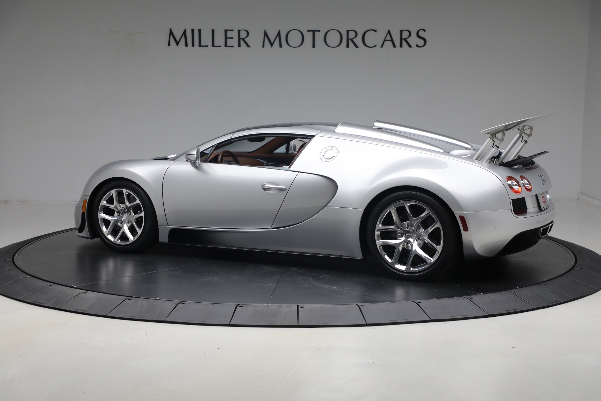 Pre-Owned 2015 Bugatti Veyron 16.4 Grand Sport Vitesse For Sale ...